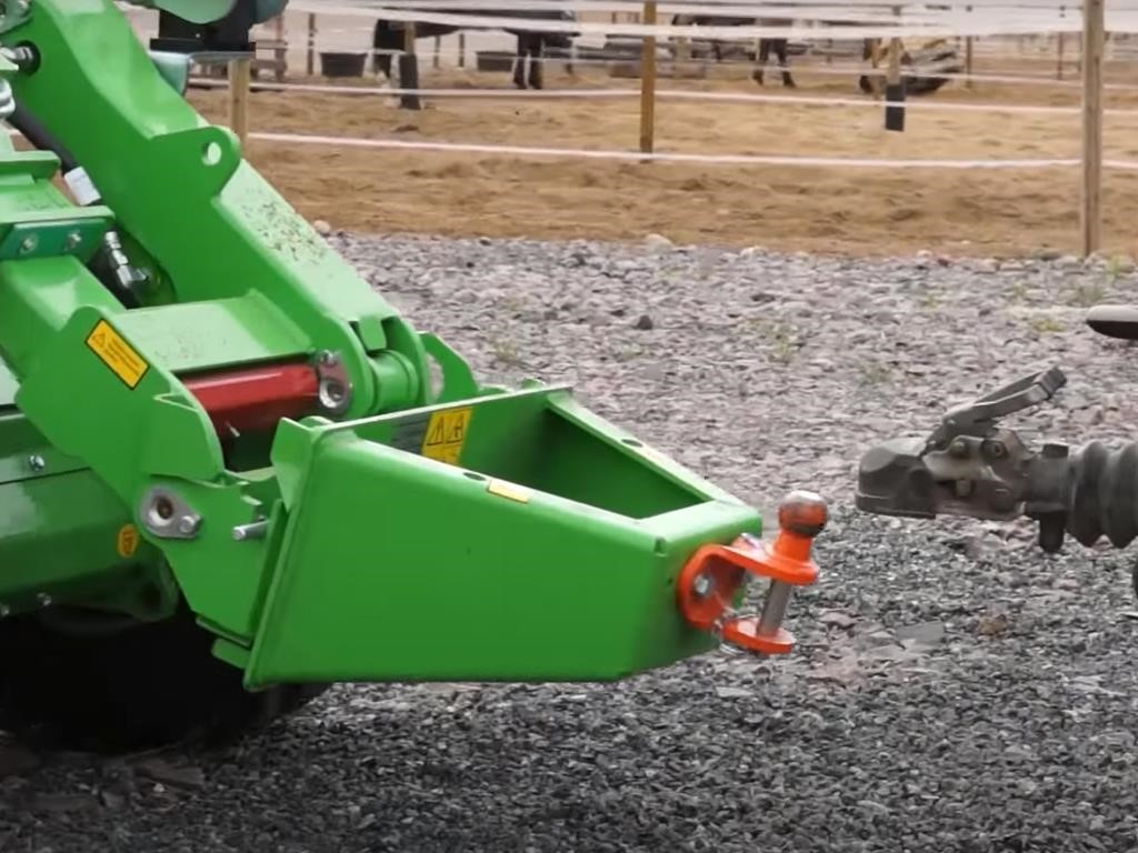New BALL HITCH ON FRONT - A35592 for Sale | Burris Equipment